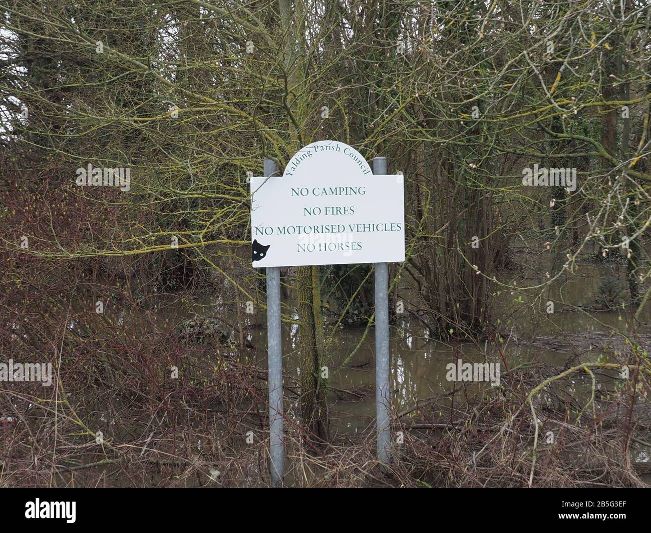 Black cat kent signs hi-res stock photography and images - Alamy