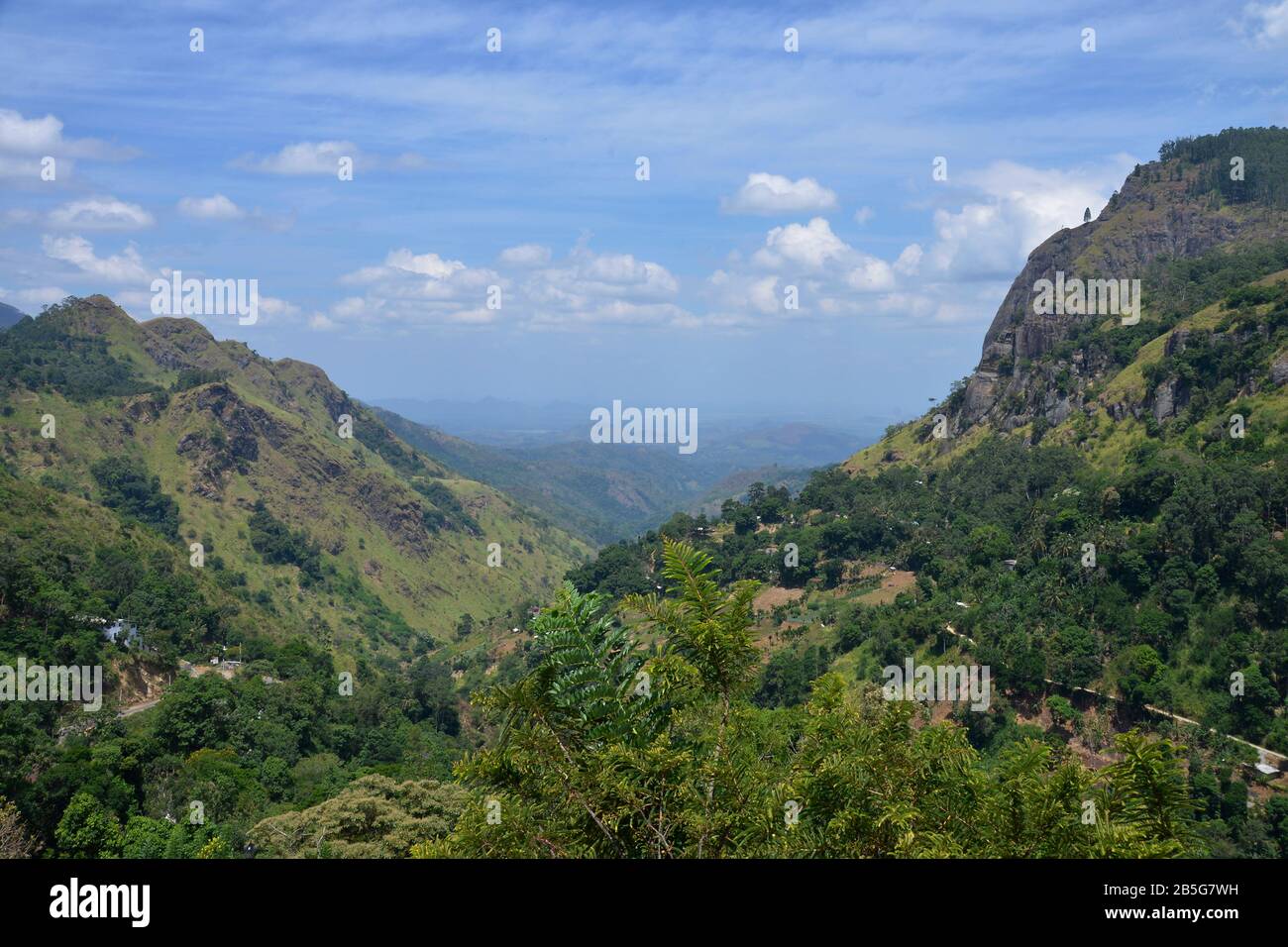 Ella gap sri lanka hi-res stock photography and images - Alamy