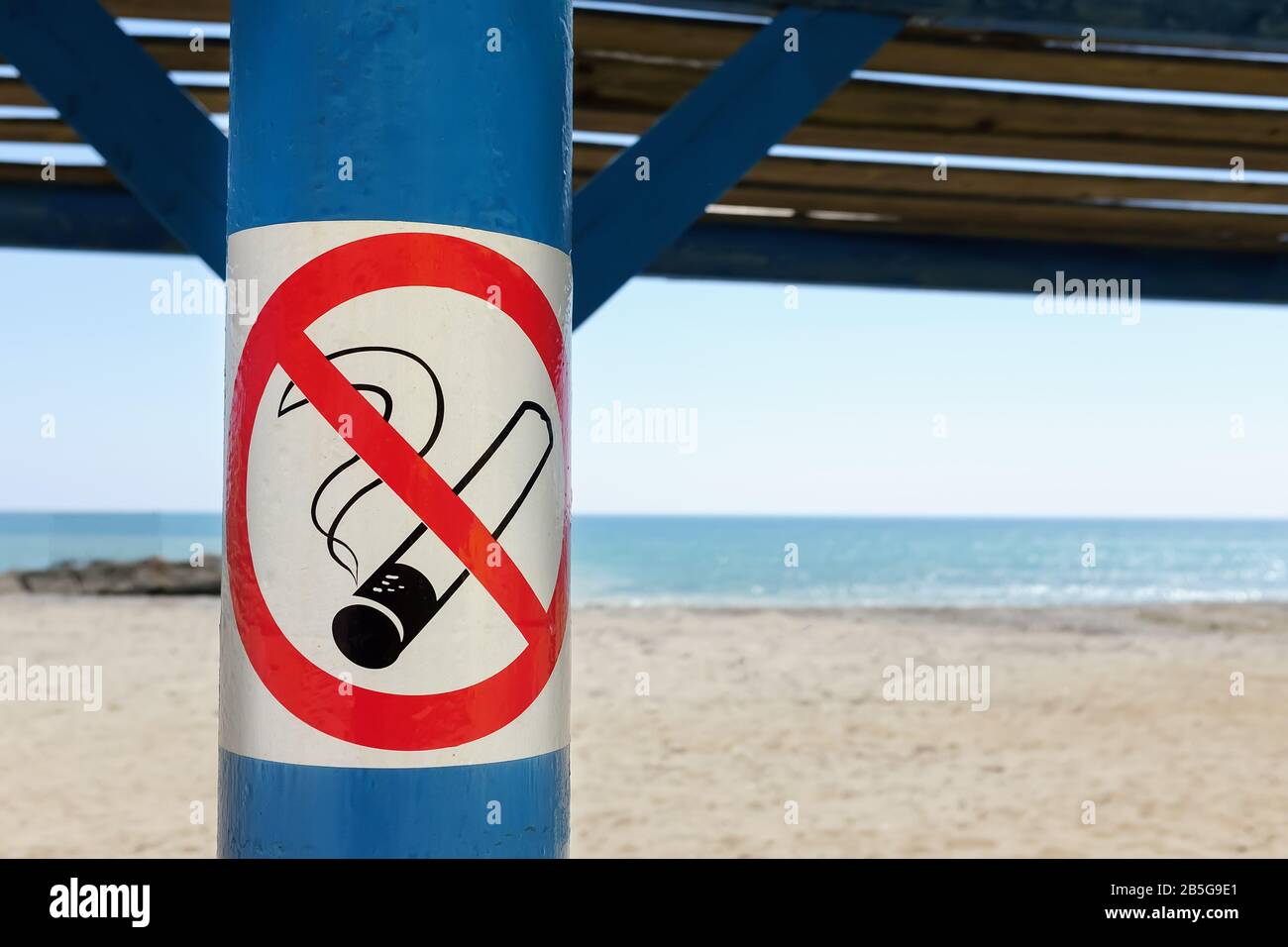 Beach smoking cigarette tropical hi-res stock photography and images ...