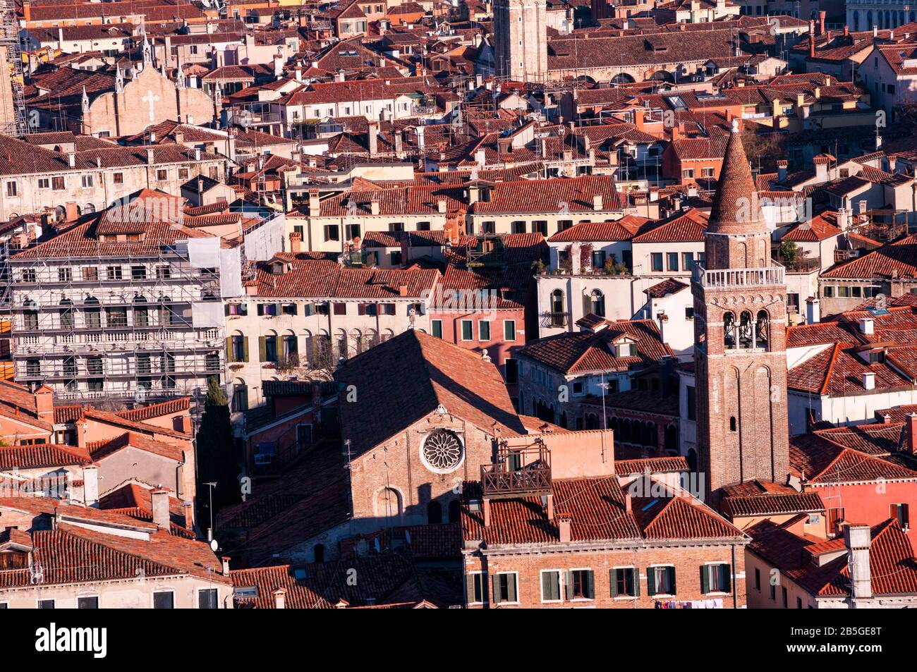 Famous alley center hi-res stock photography and images - Alamy