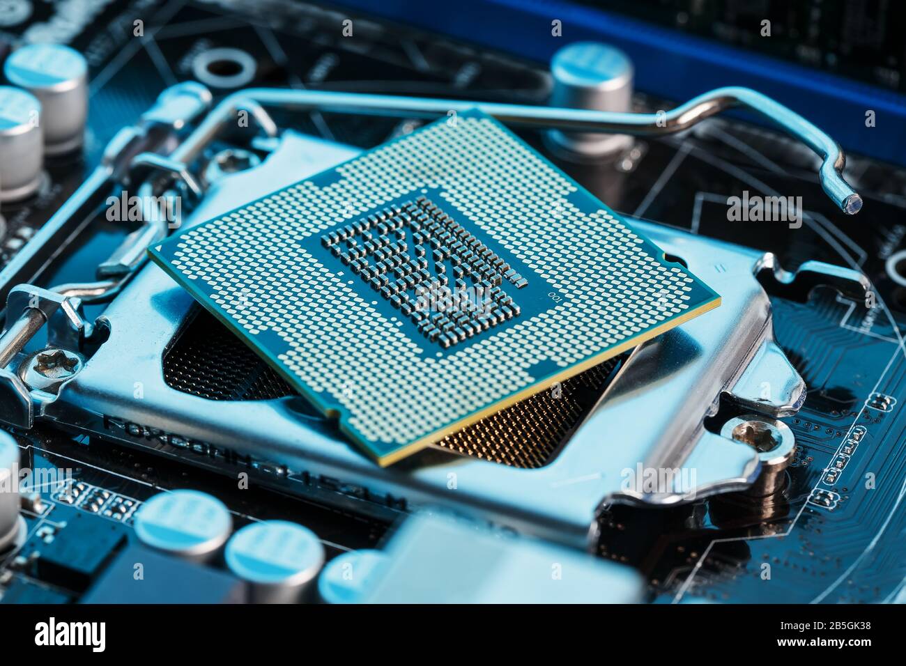 Electronic engineer of computer technology. Maintenance computer cpu ...