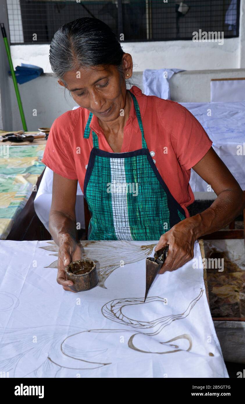 Sri lanka batik hi-res stock photography and images - Alamy