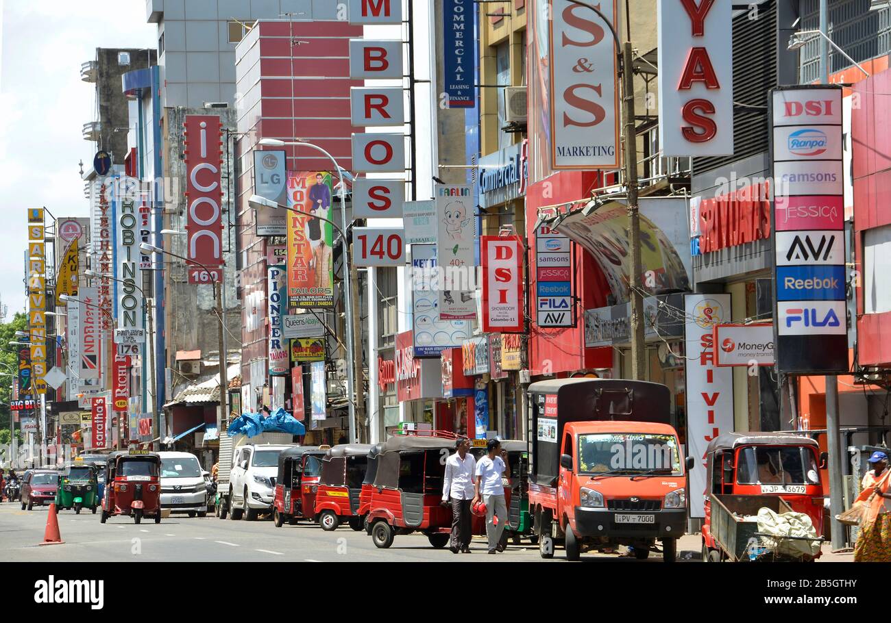 Main street colombo sri lanka hi-res stock photography and images - Alamy