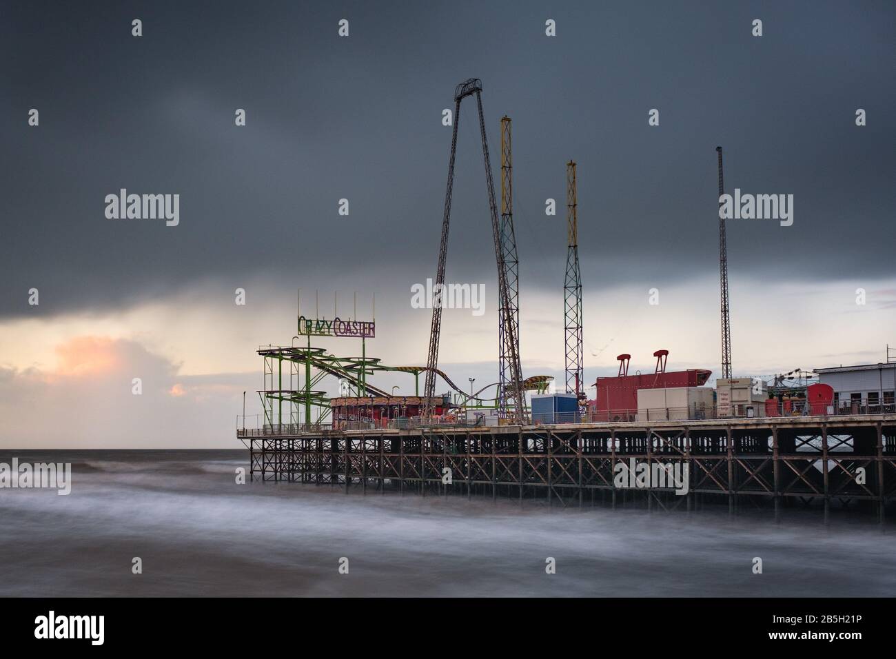 South Pier Blackpool High Resolution Stock Photography and Images - Alamy