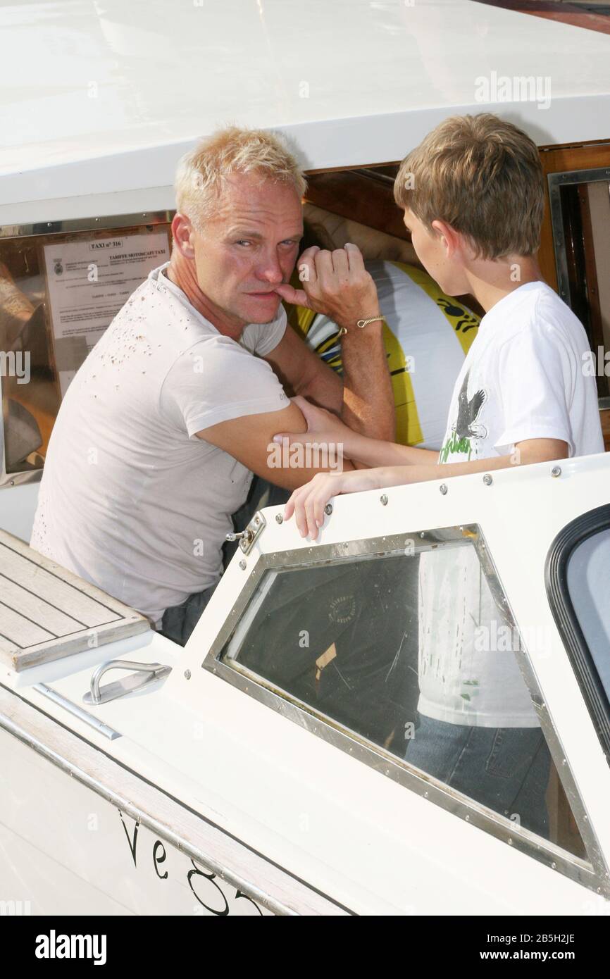Sting singer family hi-res stock photography and images - Alamy