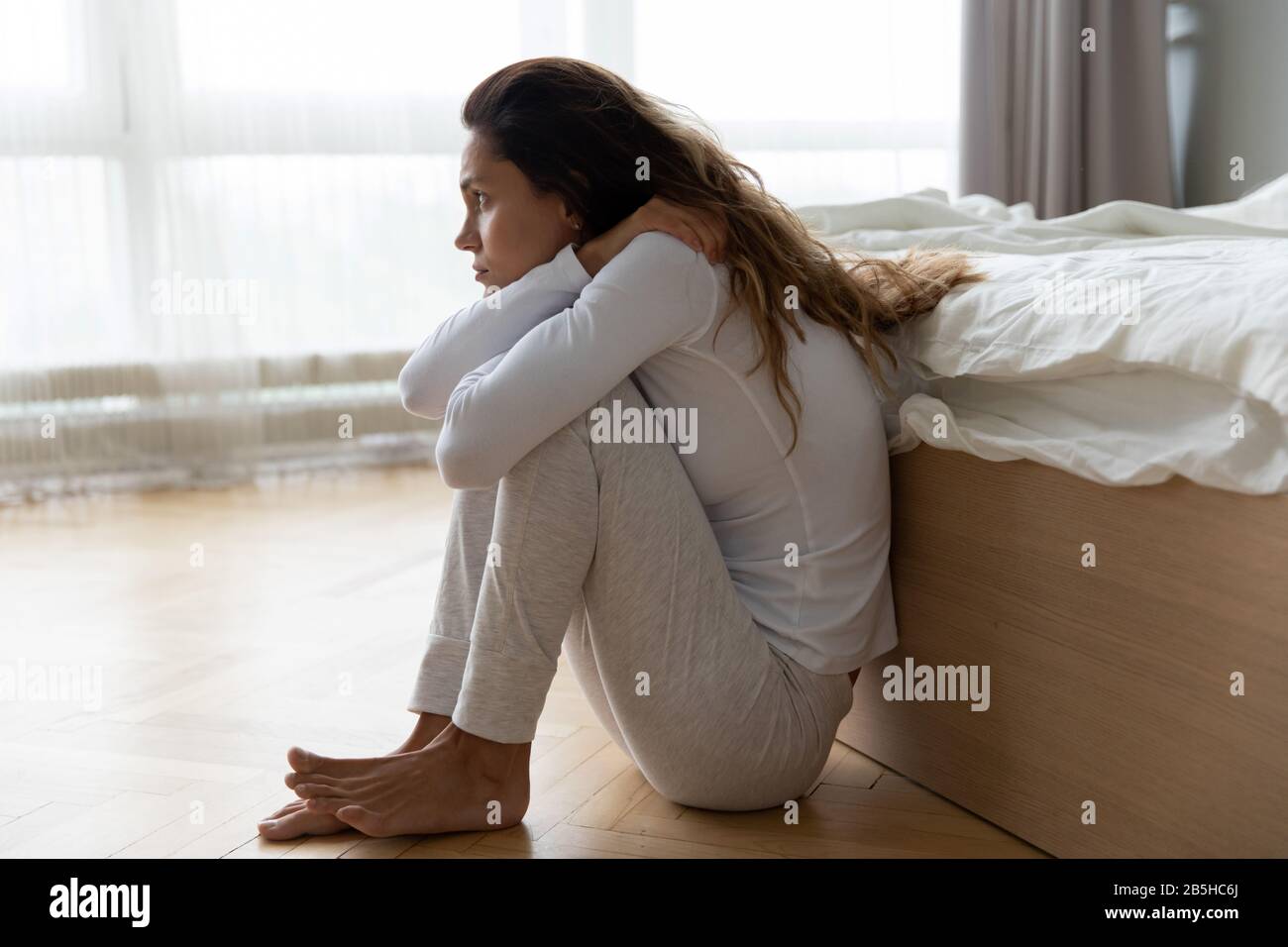Girl in mourning hi-res stock photography and images - Alamy