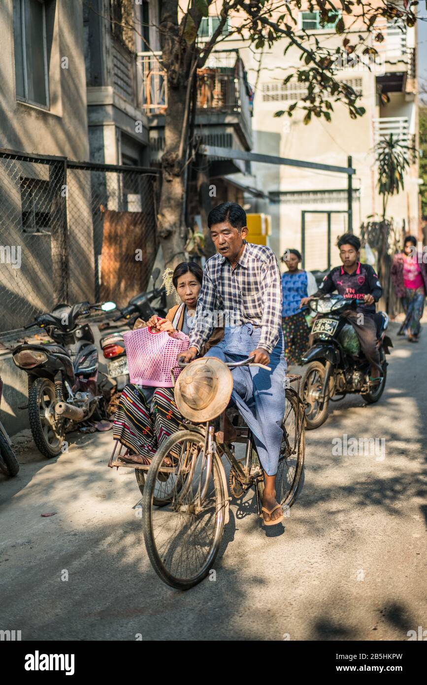 Street scene in the Mandalay, Myanmar, Asia Stock Photo - Alamy