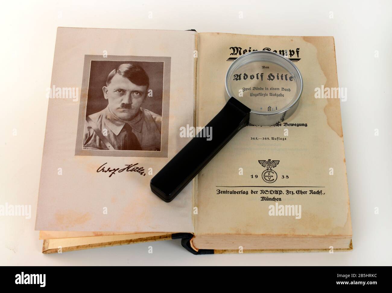 Buch, Adolf Hitler, Mein Kampf Stock Photo - Alamy