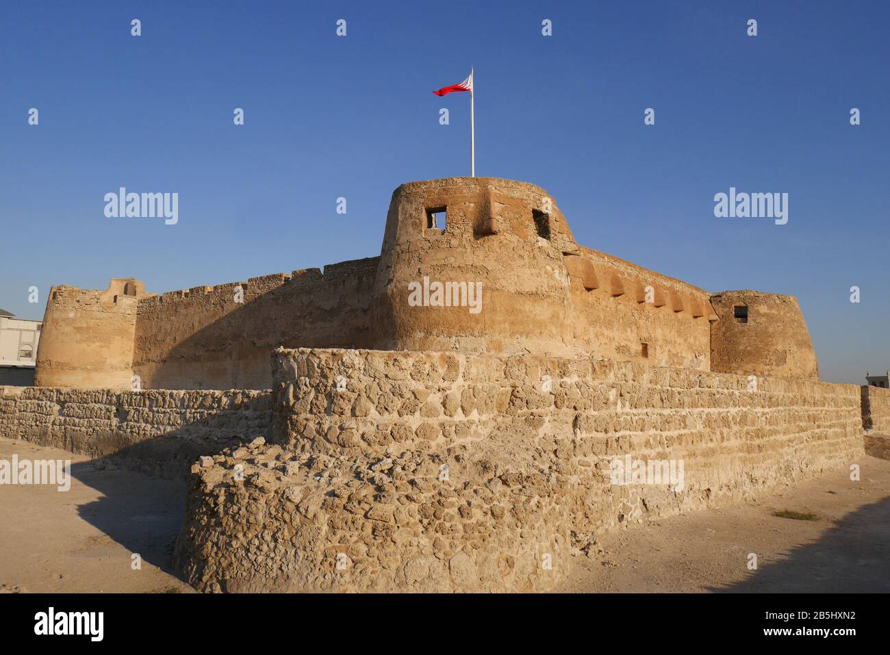 Arad Fort with the Bahrain flag flying, Muharraq, Kingdom of Bahrain ...