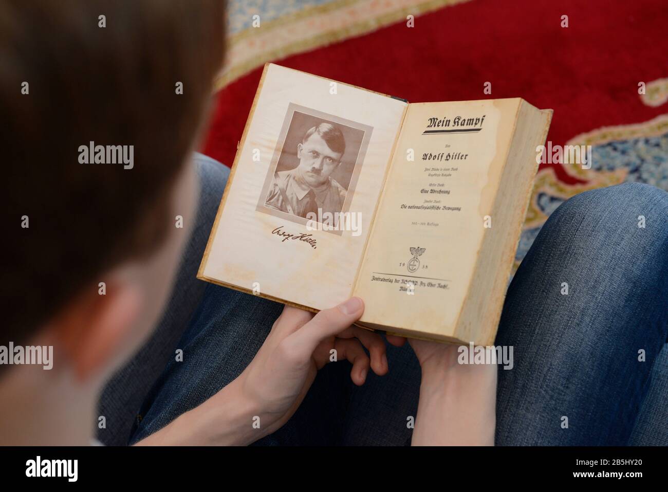 Mein kampf buch hitler hi-res stock photography and images - Alamy