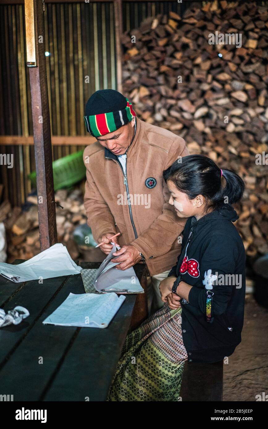 Burmese classroom hi-res stock photography and images - Alamy