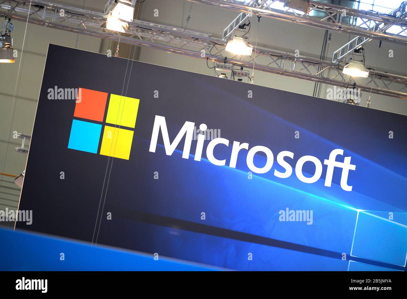 Microsoft zeichen hi-res stock photography and images - Alamy