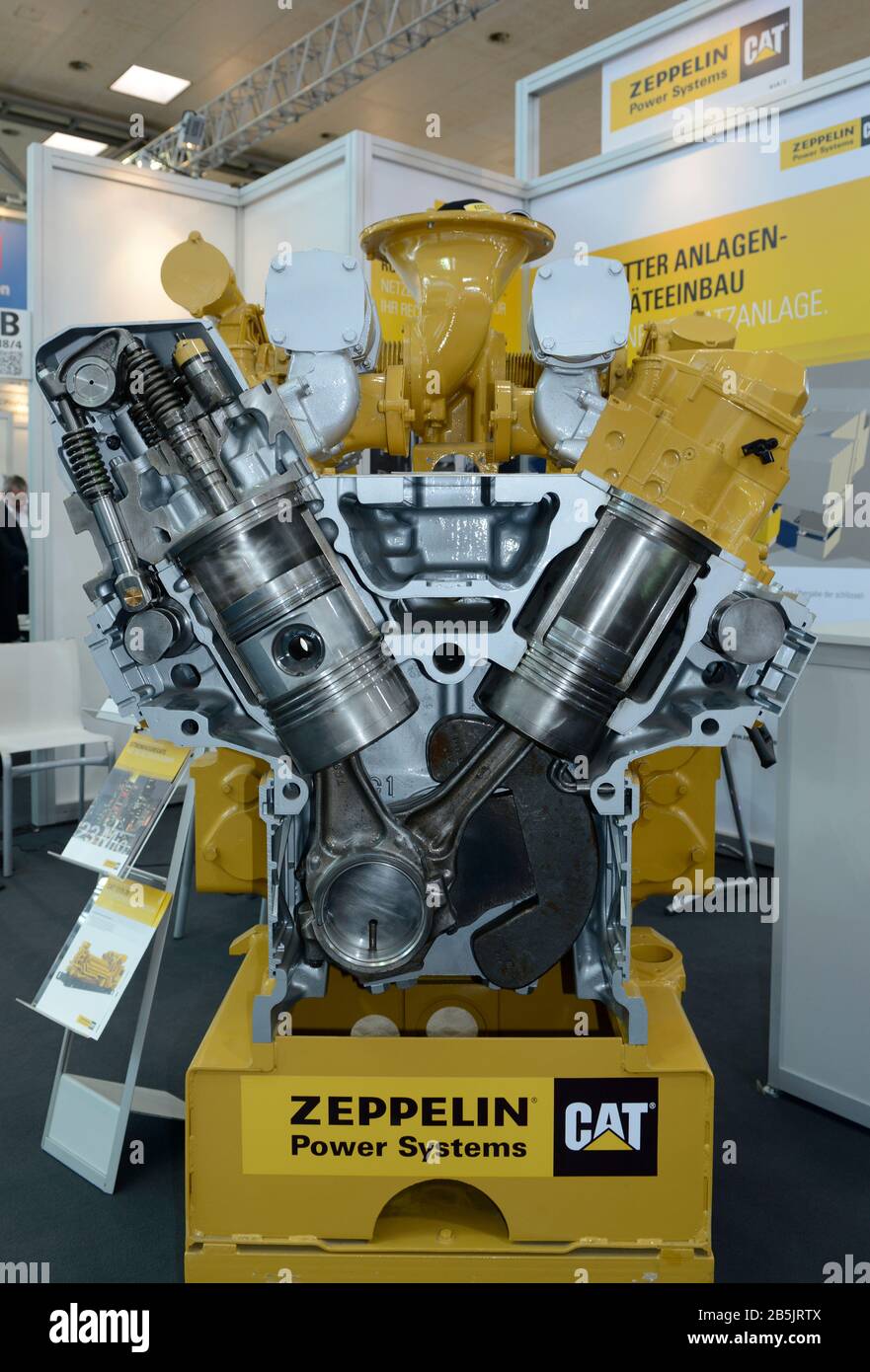 Zeppelin cat hi-res stock photography and images - Alamy