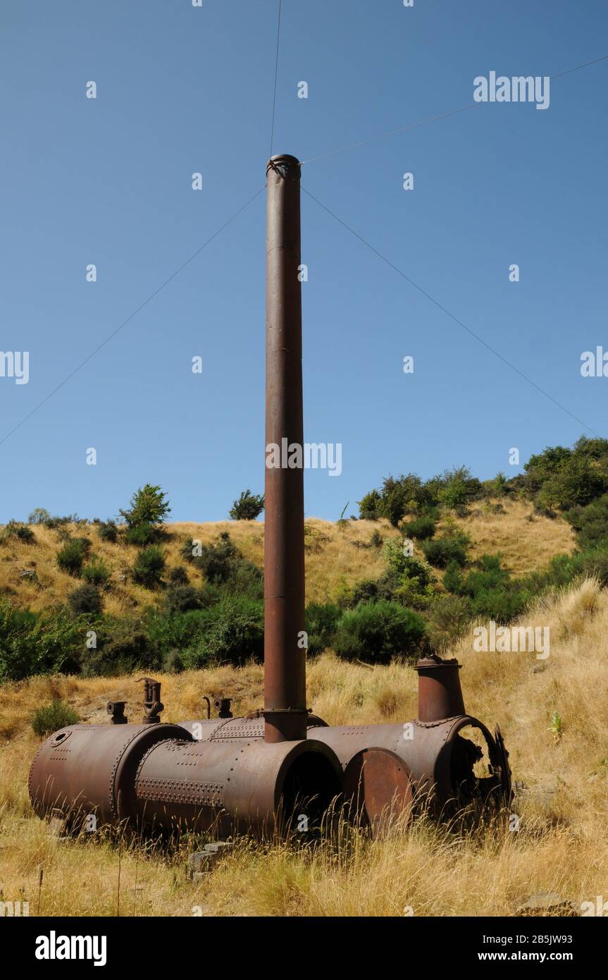 Golden progress mine hi-res stock photography and images - Alamy