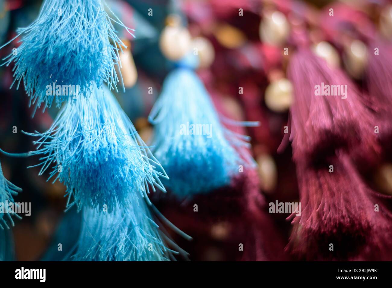 String balls hi-res stock photography and images - Alamy