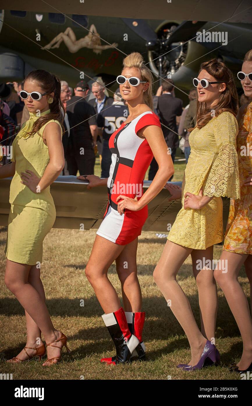 Mini models hi-res stock photography and images - Alamy