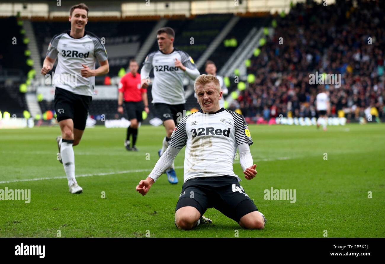 Derby countys louie sibley celebrates scoring hi-res stock photography ...