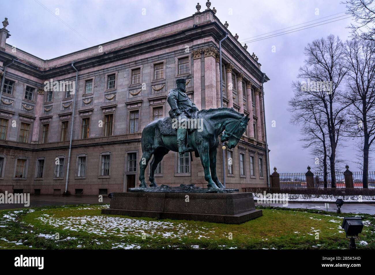 The front yard of the Marble Palace with a monument to Alexander III ...