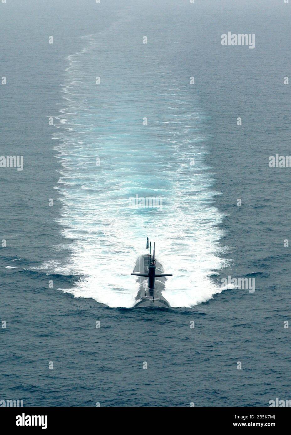 The U.S. Navy Los Angeles-class nuclear-powered attack submarine USS ...