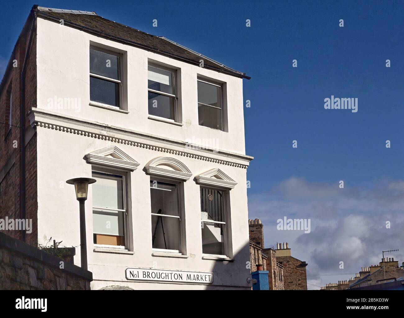 House at 1 Broughton Market in Edinburgh Stock Photo - Alamy