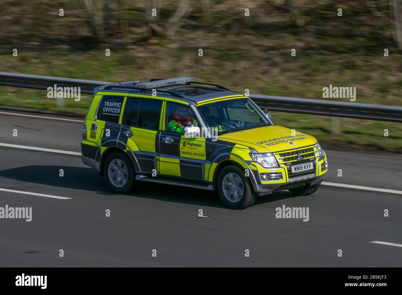 Highways agency traffic officer hi-res stock photography and images - Alamy