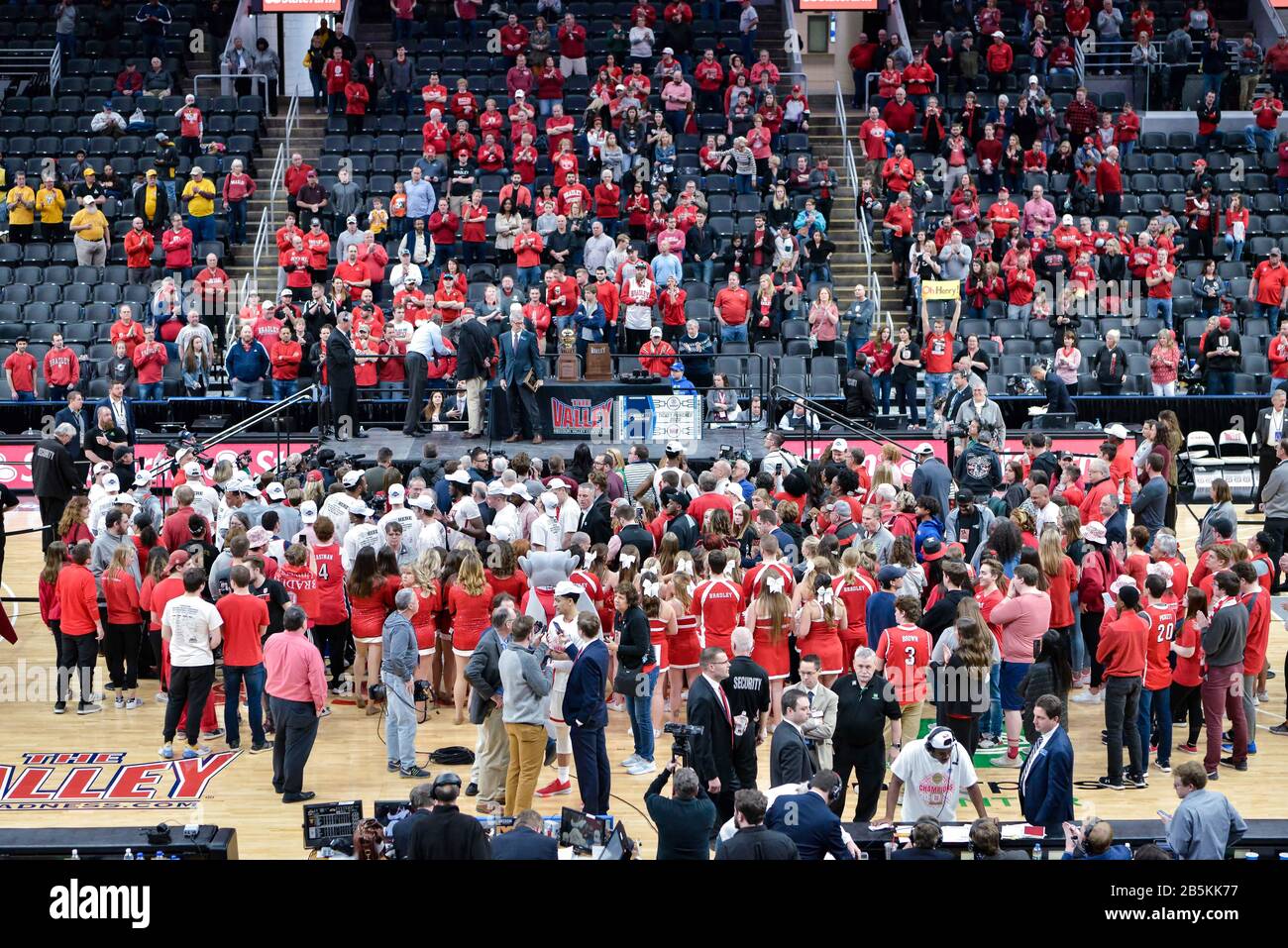 Mar 08, 2020: Bradley fans, players, cheerleaders and student section ...