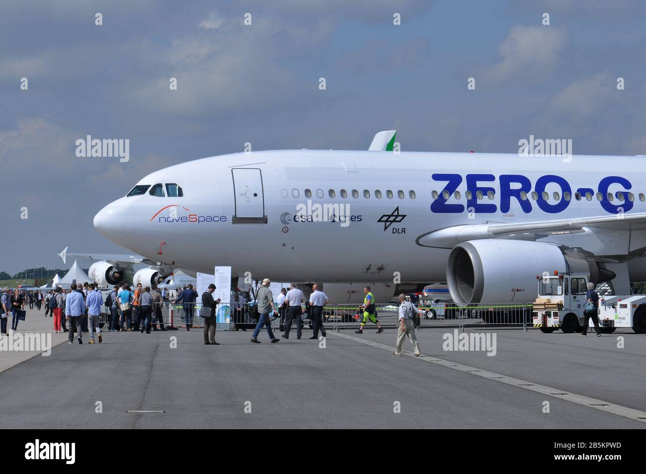 Novespace hi-res stock photography and images - Alamy