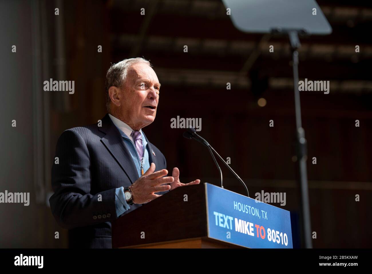 Michael Bloomberg hosts a rally at The Rustic for Super Tuesday on ...
