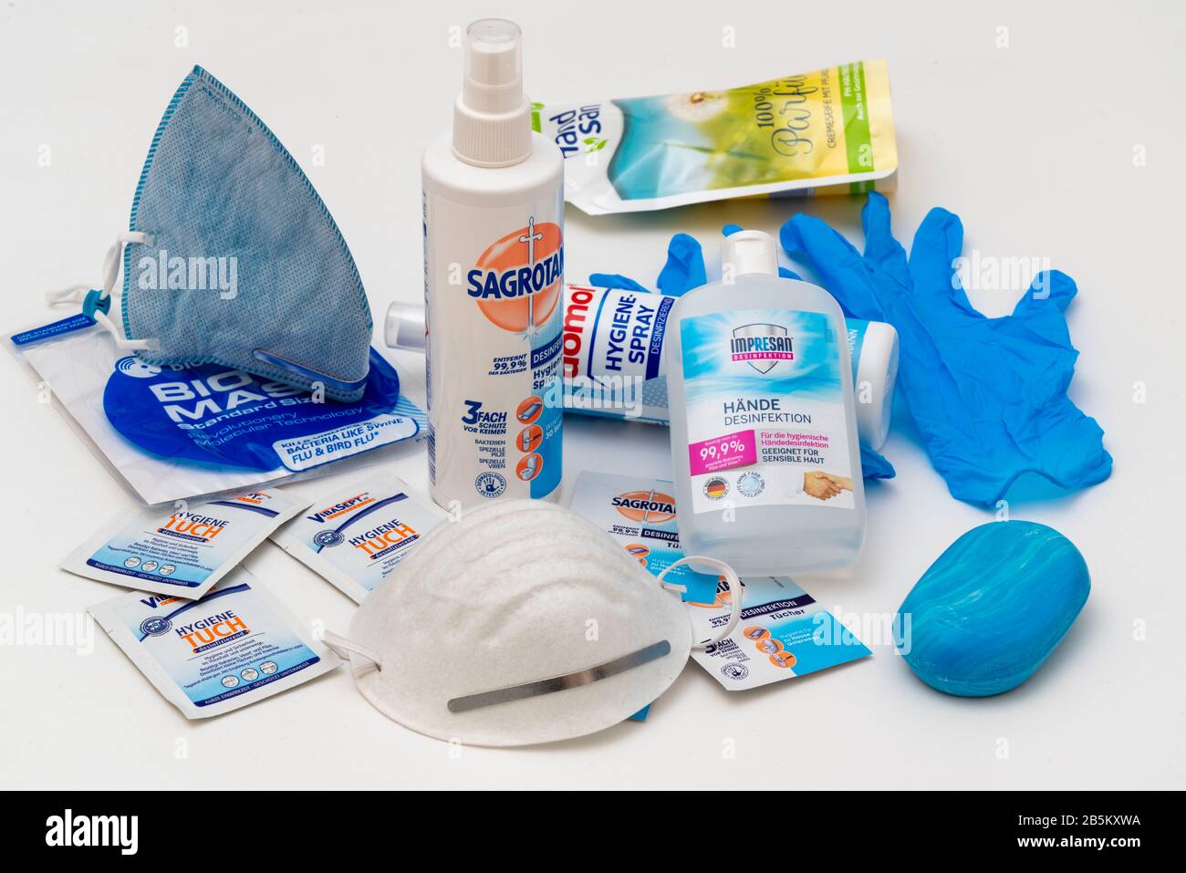 Hygiene articles, to protect against infection by viruses, bacteria ...