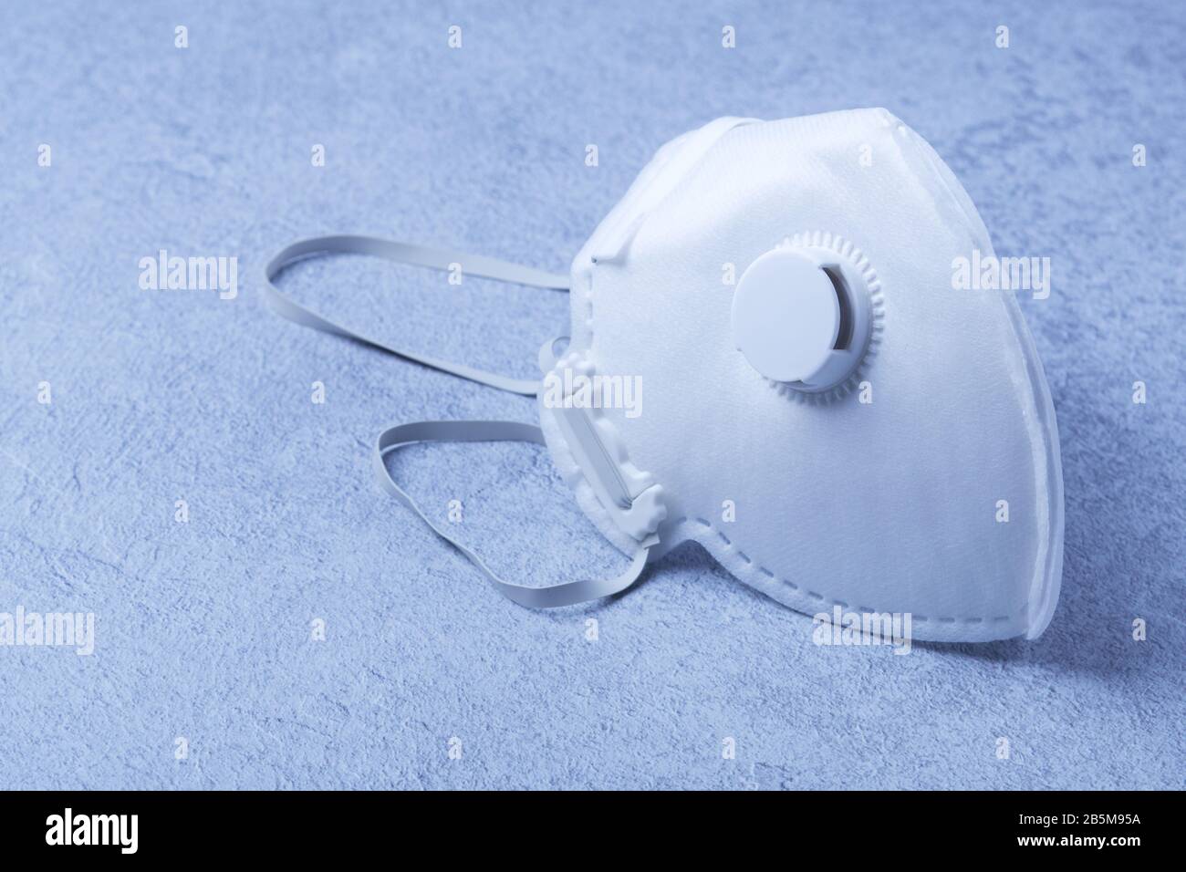 Respiratory valve hi-res stock photography and images - Alamy