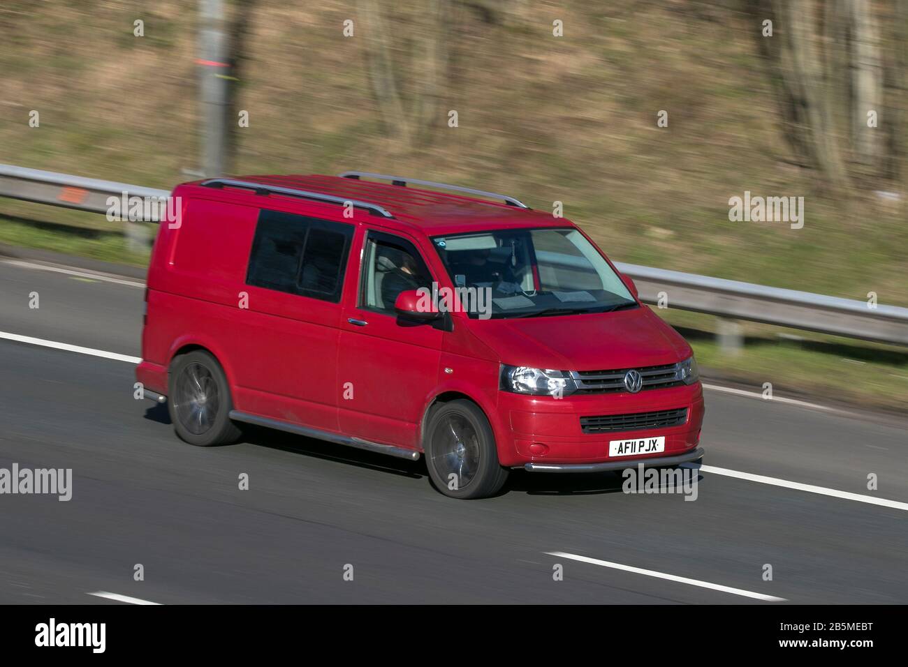 Vw transporter t30 lwb hi-res stock photography and images - Alamy