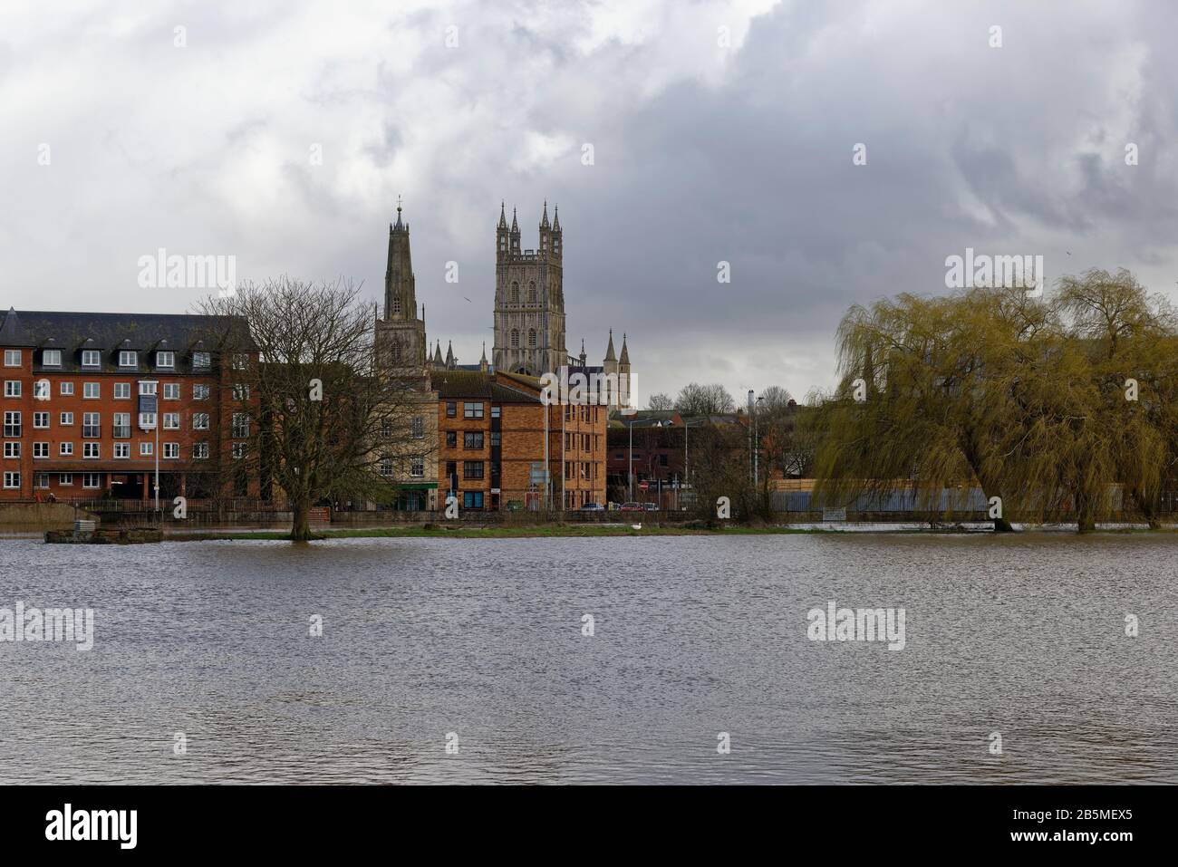 River severn in flood hi-res stock photography and images - Alamy