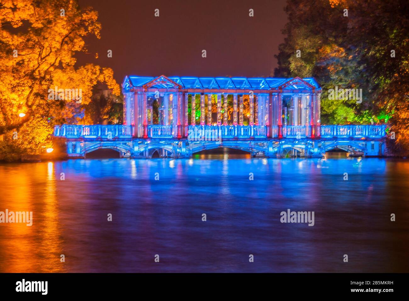 Crystal bridge hi-res stock photography and images - Alamy