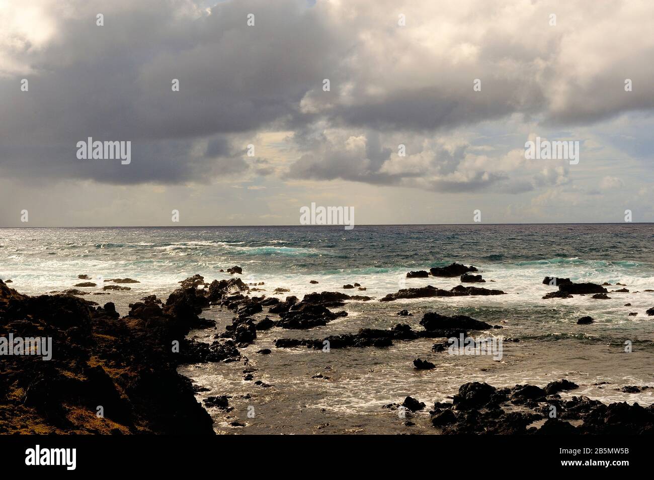 Easter island sea hi-res stock photography and images - Alamy