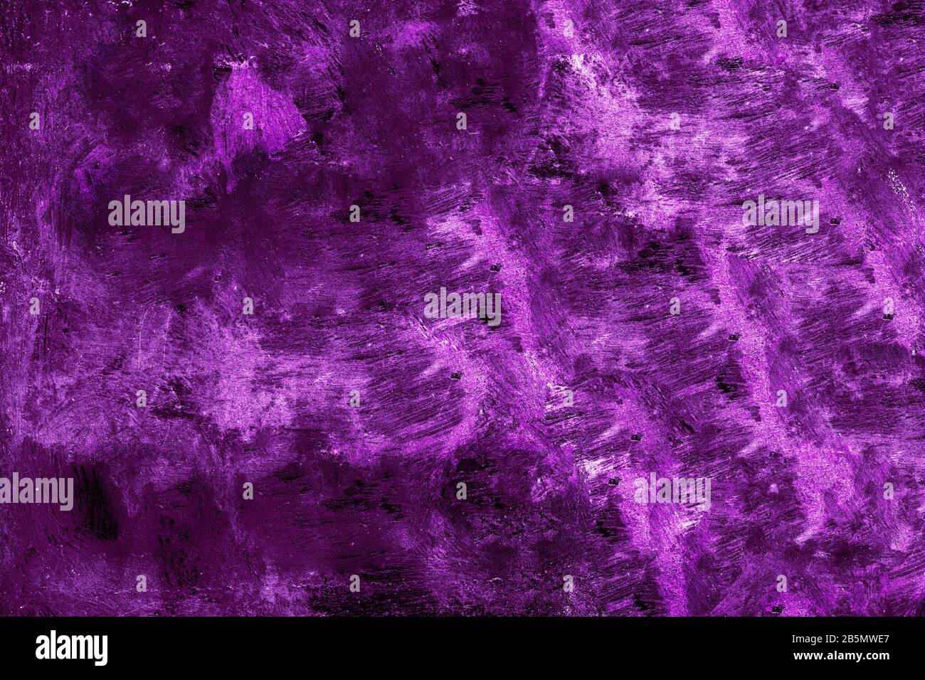 Strong violet background hi-res stock photography and images - Alamy