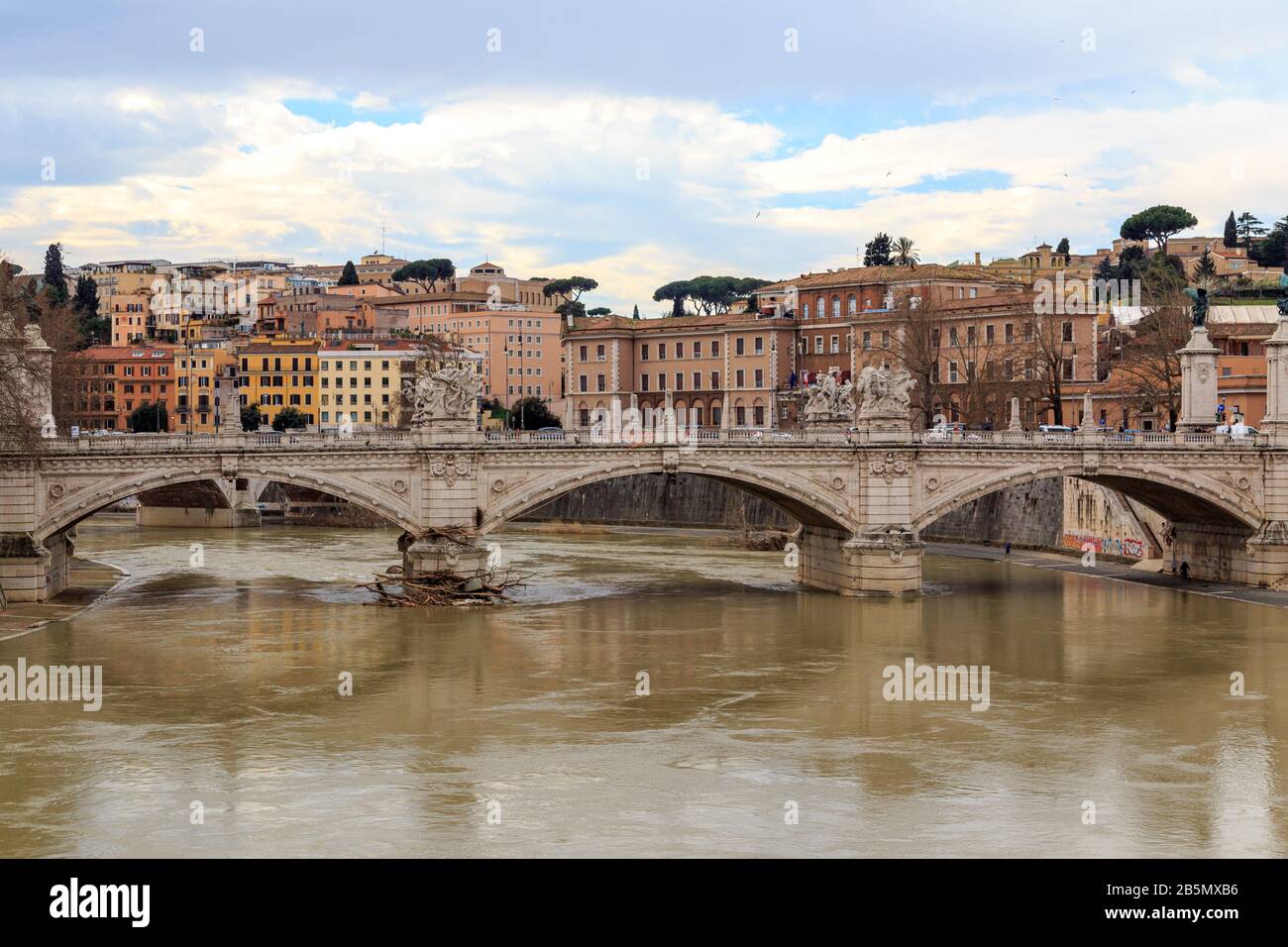 Historic bridge spans the river Tiber in Rome, Italy Stock Photo - Alamy