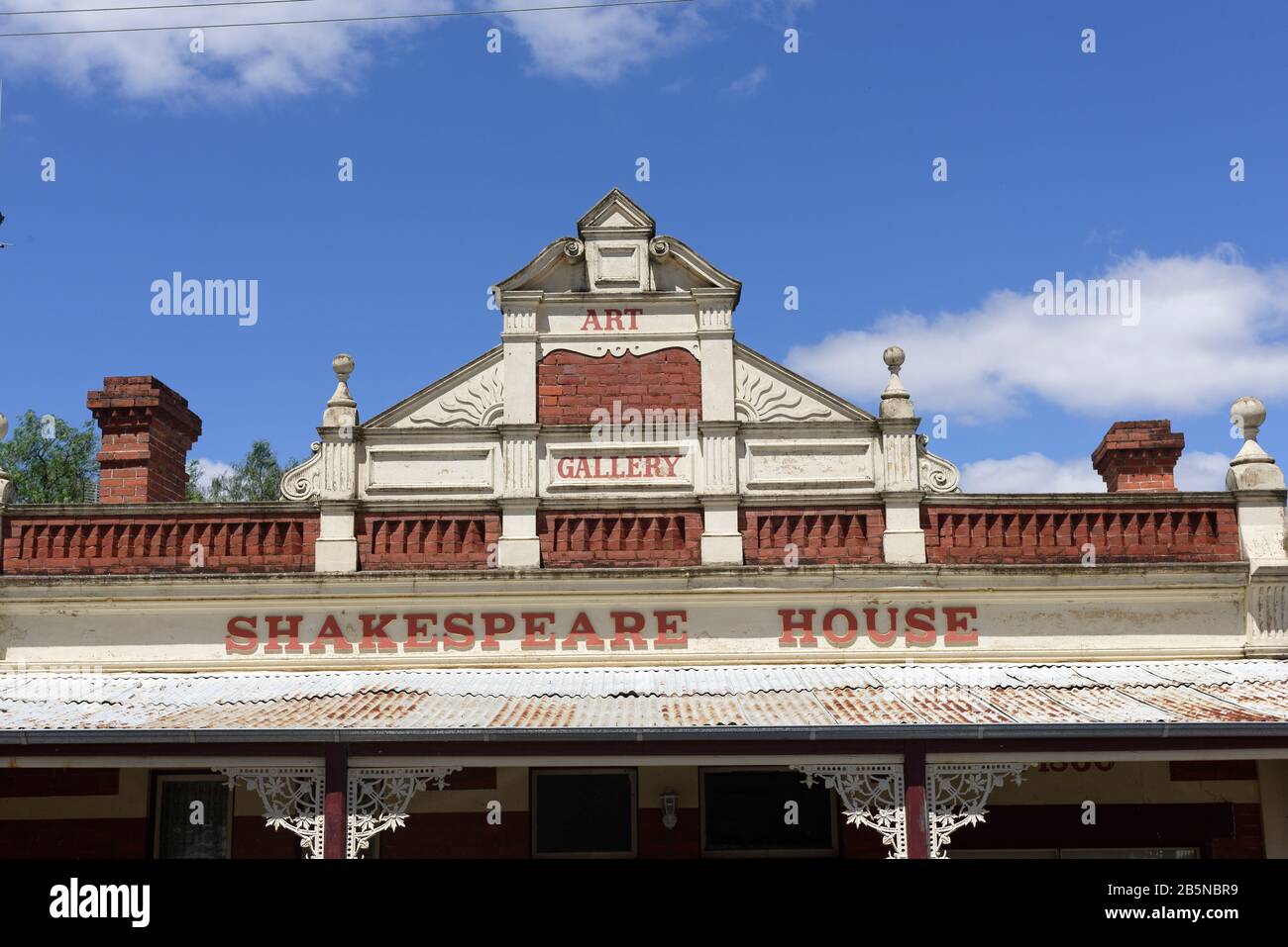 Shakespeare structure hi-res stock photography and images - Alamy