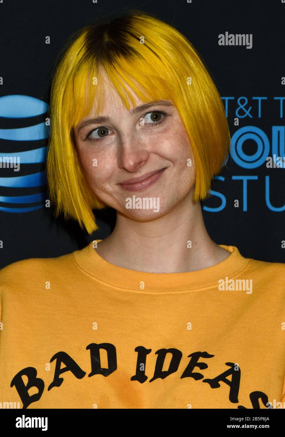 Tessa violet hi-res stock photography and images - Alamy