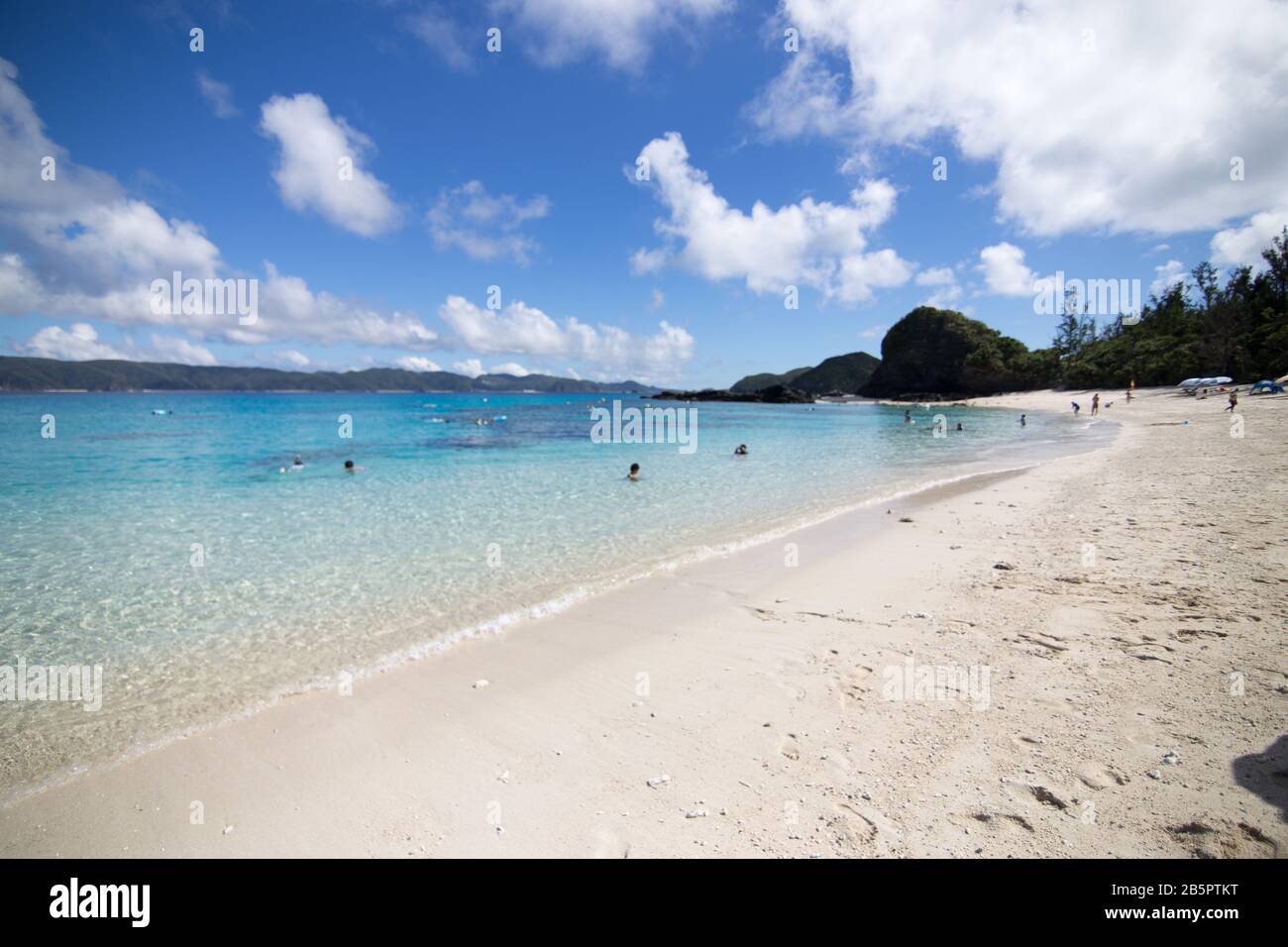 Zamami Beach in Okinawa, Japan, the most beautiful sea in the world ...