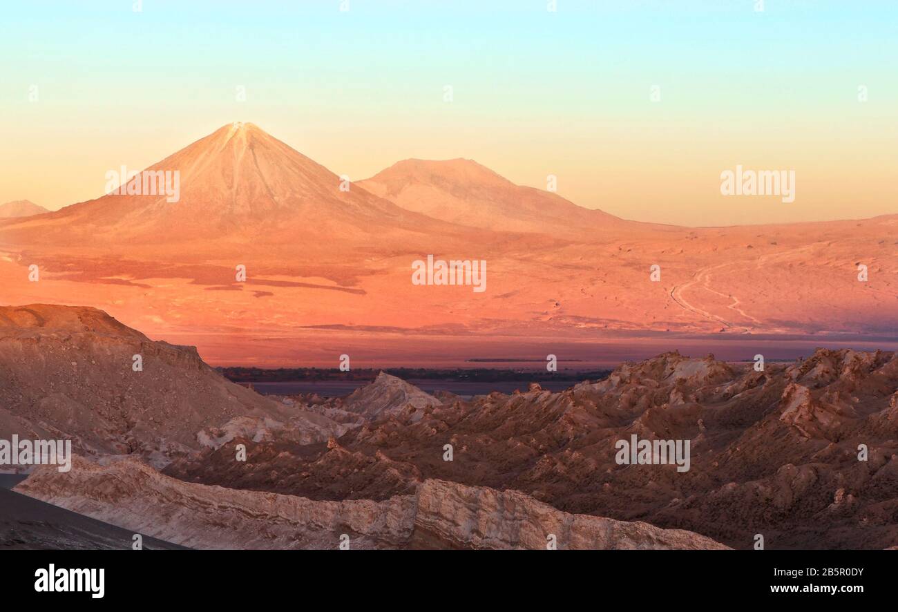 Sunset sequence, view of Licancabur and Juriques Volcanoes from Valle ...