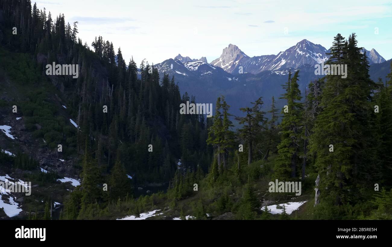 American border range hi-res stock photography and images - Alamy