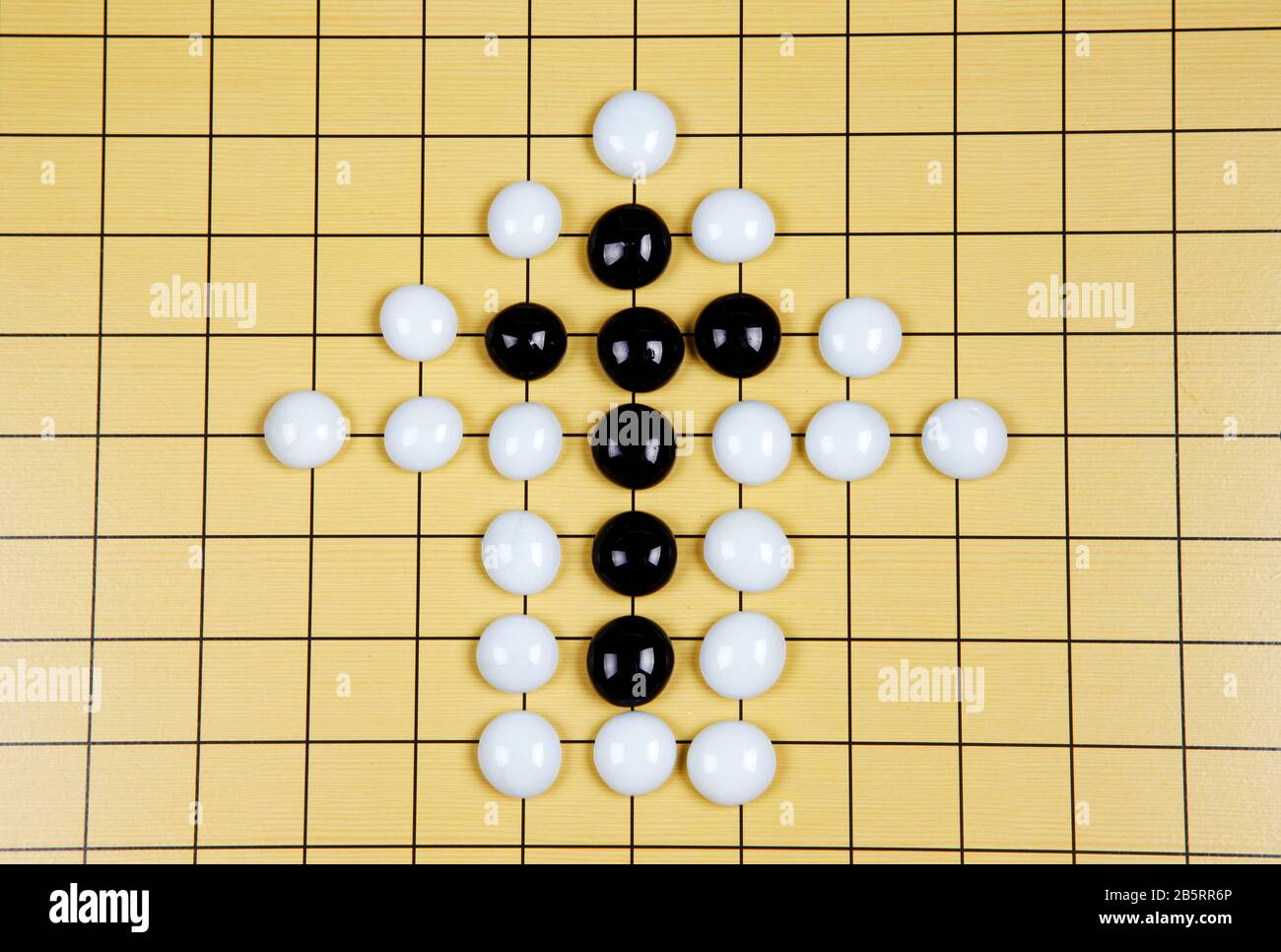 the game of go Stock Photo - Alamy