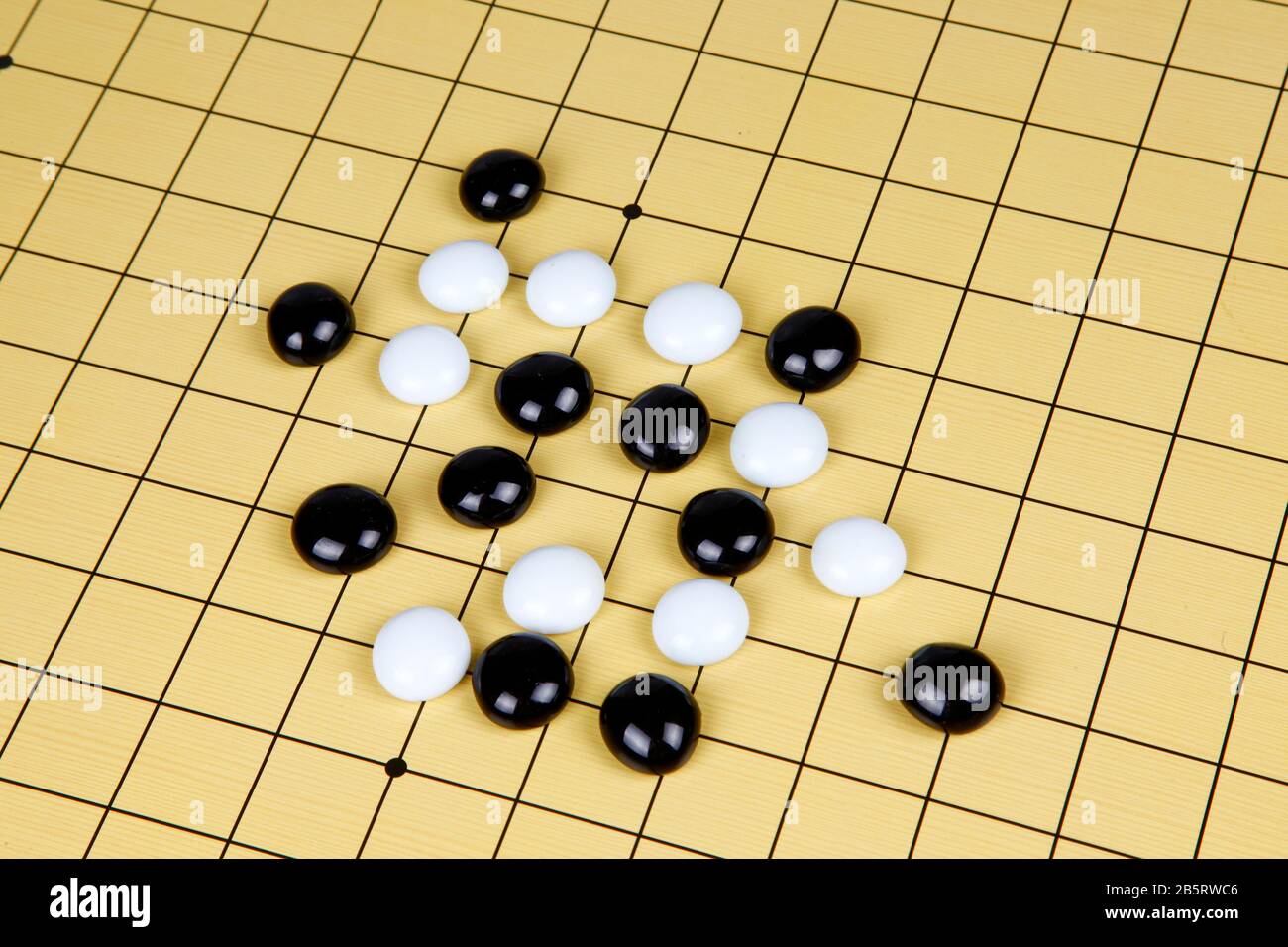 the game of go Stock Photo - Alamy