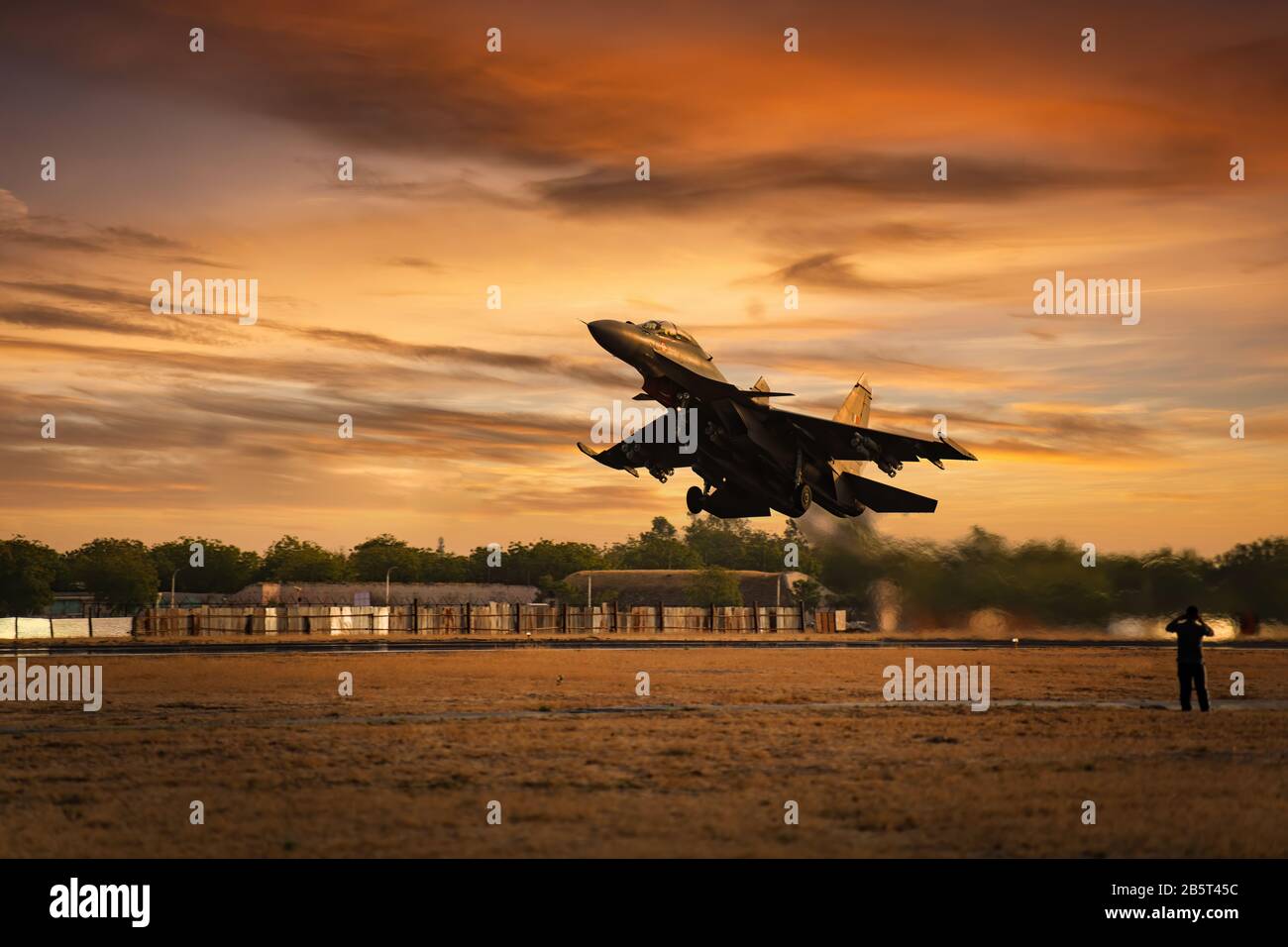 Military fighter jet airplane landing hi-res stock photography and ...