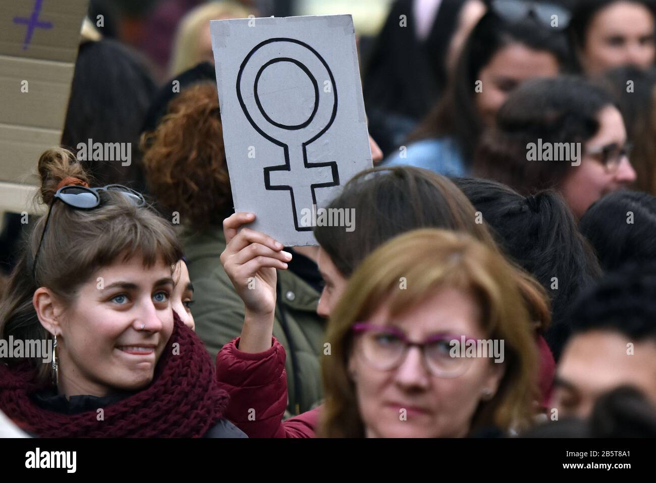 Placard female symbol during hi-res stock photography and images - Alamy