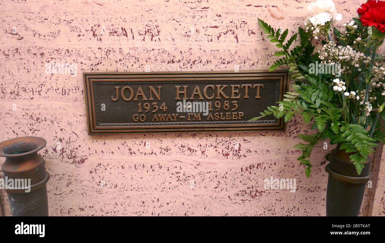 Joan hackett hi-res stock photography and images - Alamy