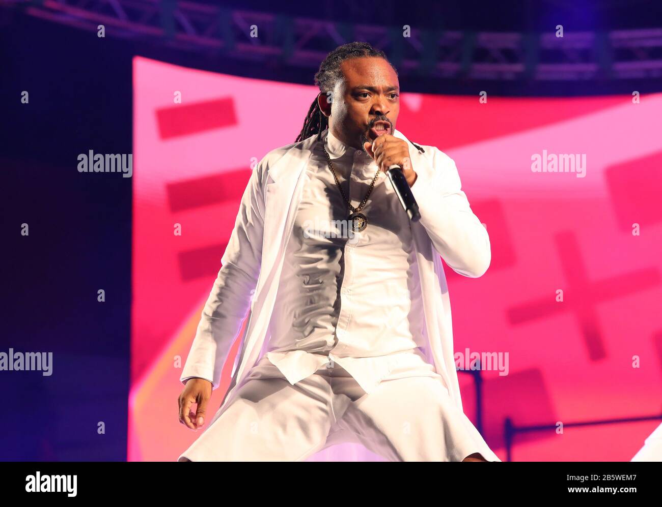 Peter minshall hi-res stock photography and images - Alamy