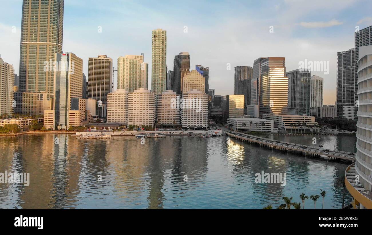 Downtown miami aerial hi-res stock photography and images - Alamy