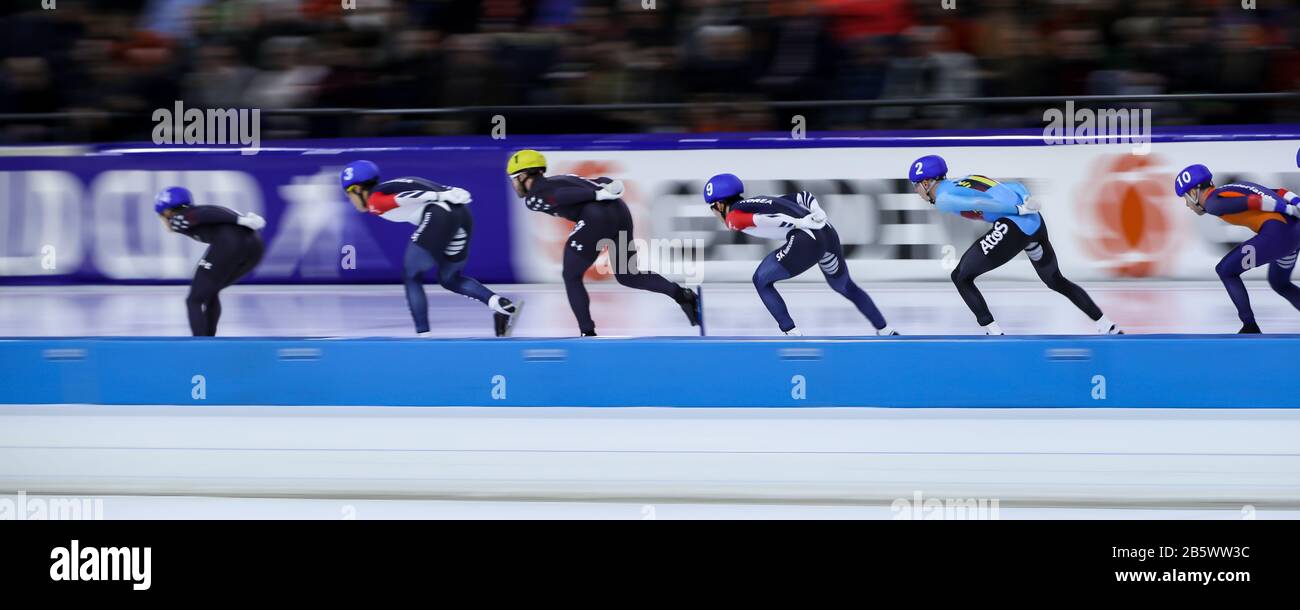 Isu world cup speed skating final hi-res stock photography and images ...