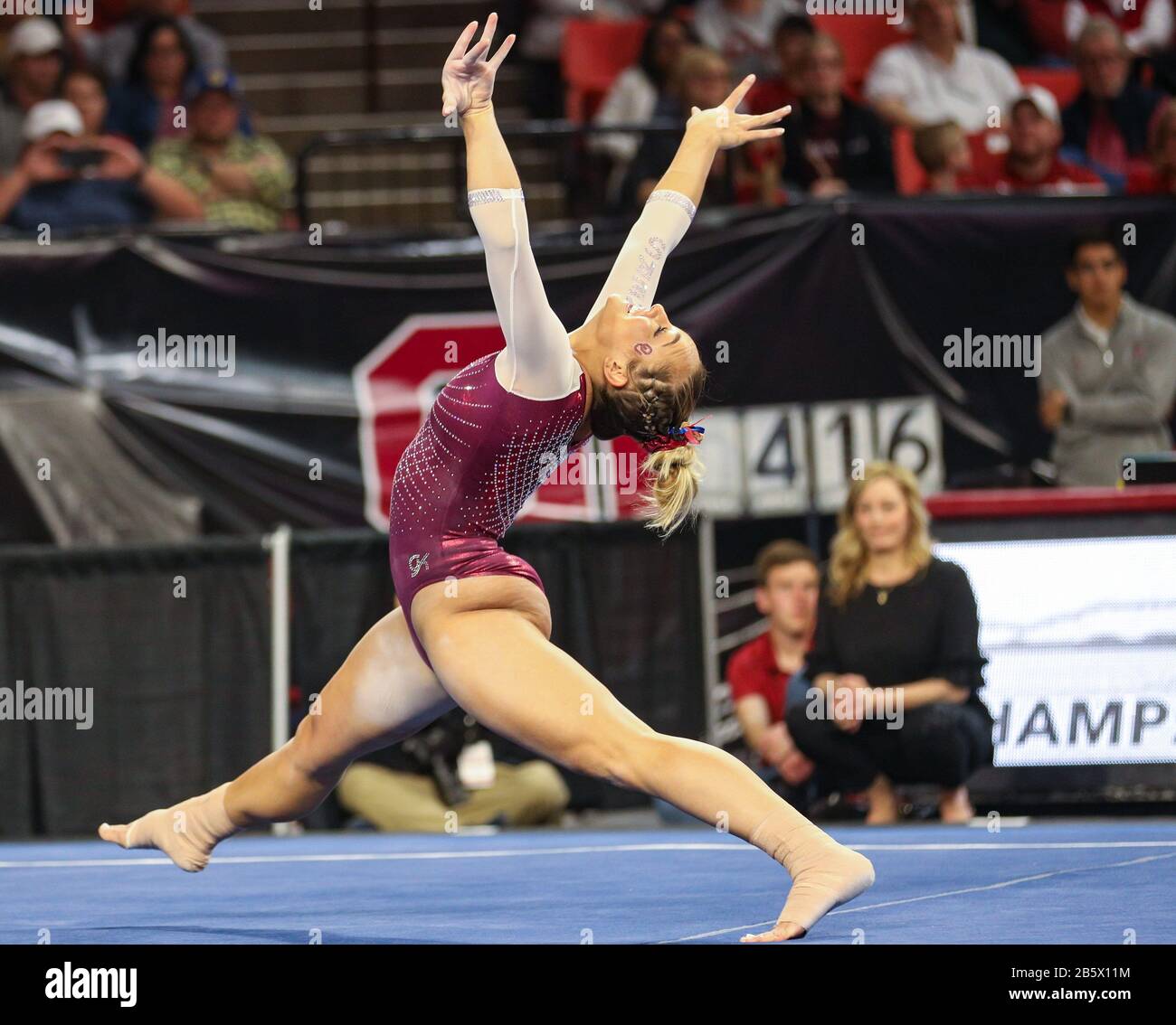 Norman, OK, USA. 6th Mar, 2020. Oklhoma's Maggie Nichols performs on ...